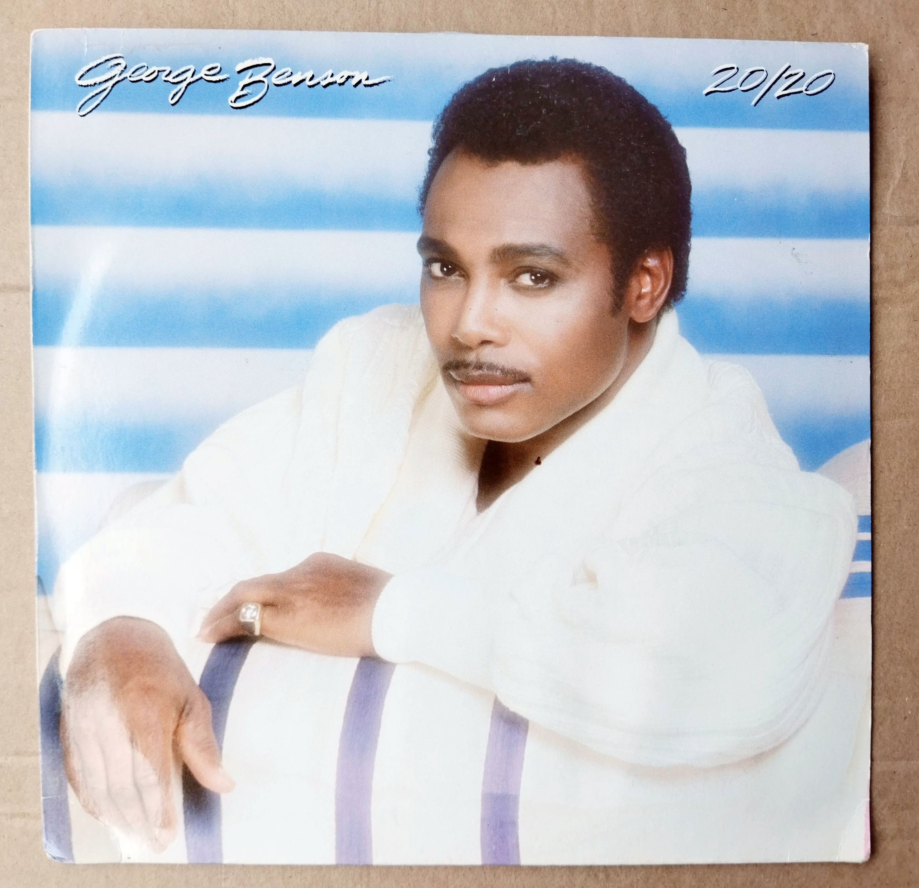George Benson vinyl, 5867 LP records & CD found on CDandLP